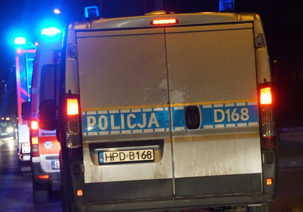 Po wypadku częściowo zablokowana jest droga krajowa nr 74 AKTUALIZACJA ... Po wypadku częściowo zablokowana jest droga krajowa nr 74 AKTUALIZACJA ...