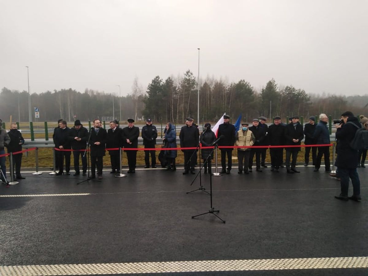 Via Carpatia im. Lecha Kaczyńskiego. Kolejne odcinki trasy S19 zostały otwarte (zdjęcia ...