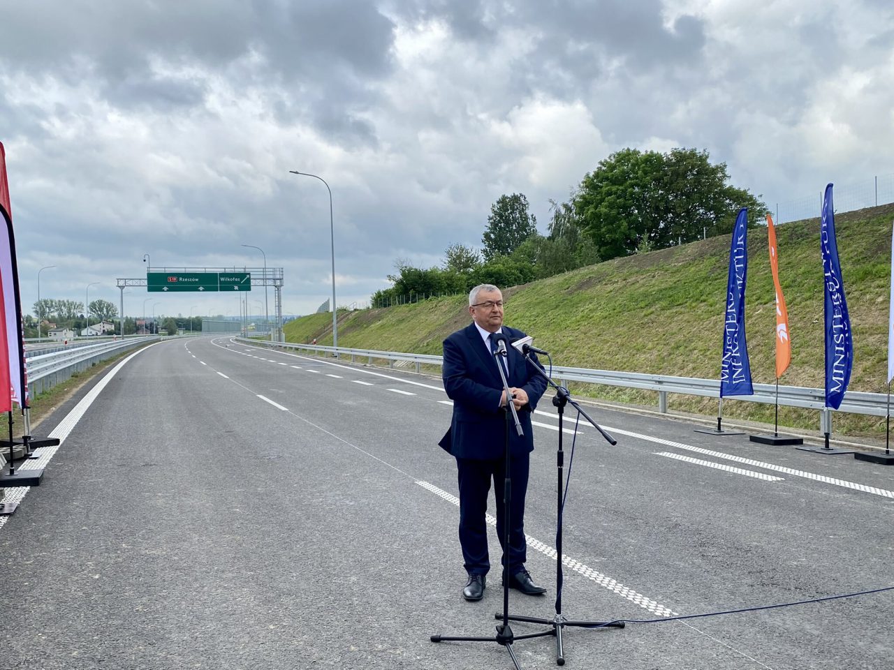 Dzisiaj uroczyście otwarto odcinek drogi ekspresowej S19 Via Carpatia między Lublinem a ...