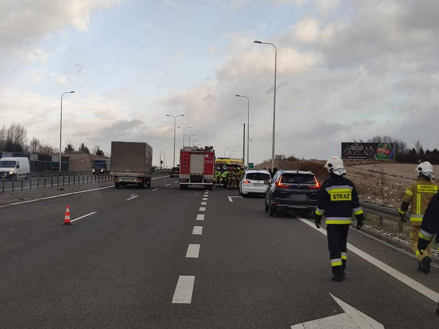 Wypadek na obwodnicy Lublina. Dwie osoby poszkodowane po zderzeniu pojazdów (zdjęcia) : Lublin ...