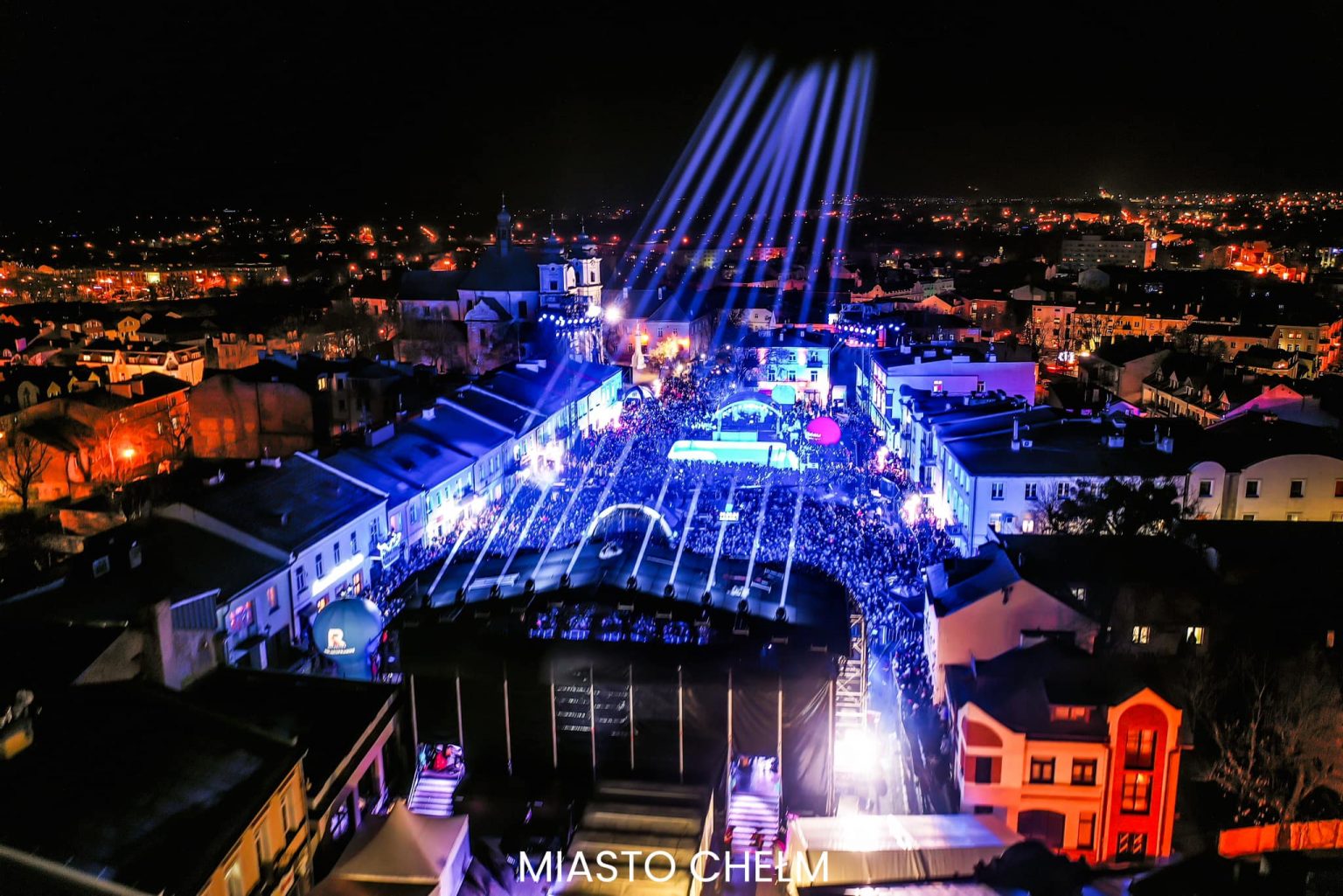 Tak Chełm bawił się podczas nocy sylwestrowej. TV Republika ...