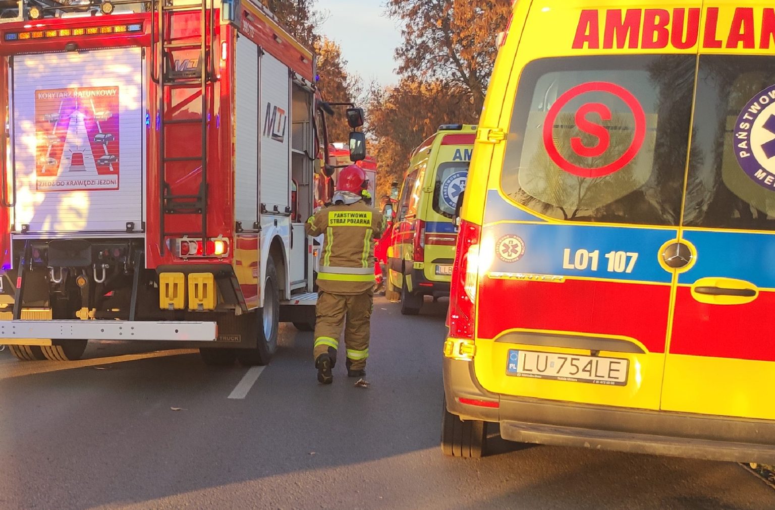 Kolejny wypadek na trasie Lublin – Łęczna. Na miejsce jadą służby ratunkowe, droga jest ...
