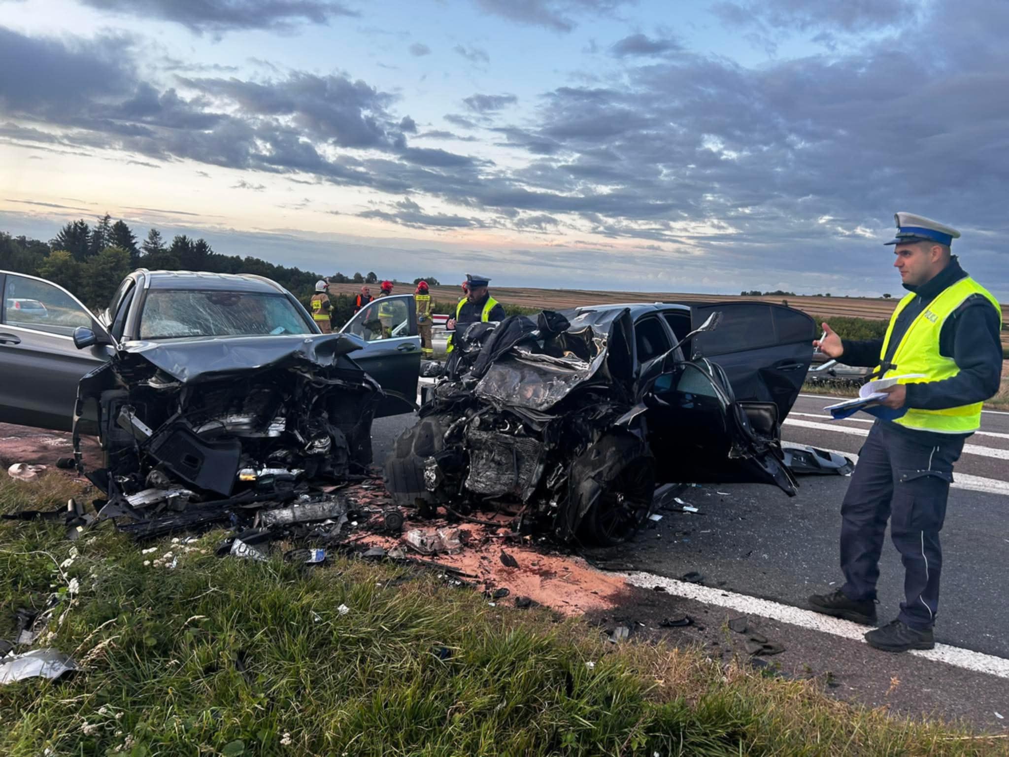 Groźny wypadek na trasie Lublin-Zamość. Droga jest zablokowana (zdjęcia, wideo) : Lublin 112 ...